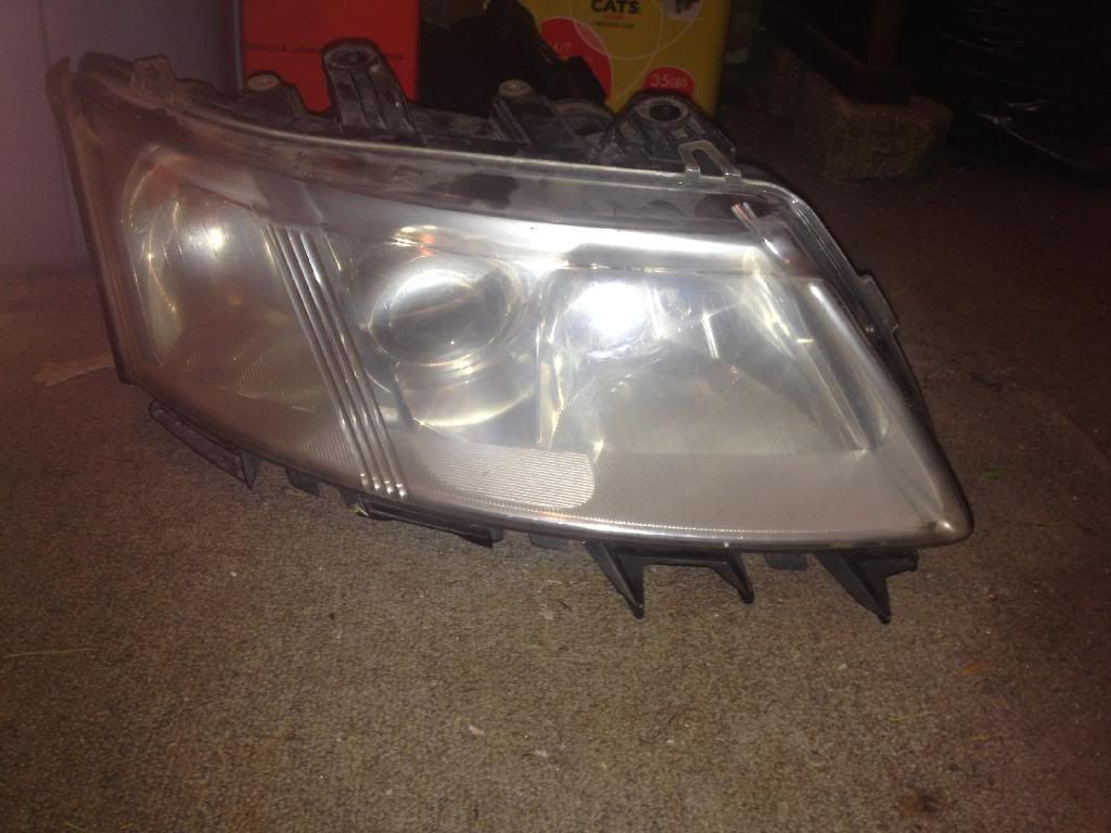 For Sale: - 9-3 SS RH Headlights | SaabCentral Forums